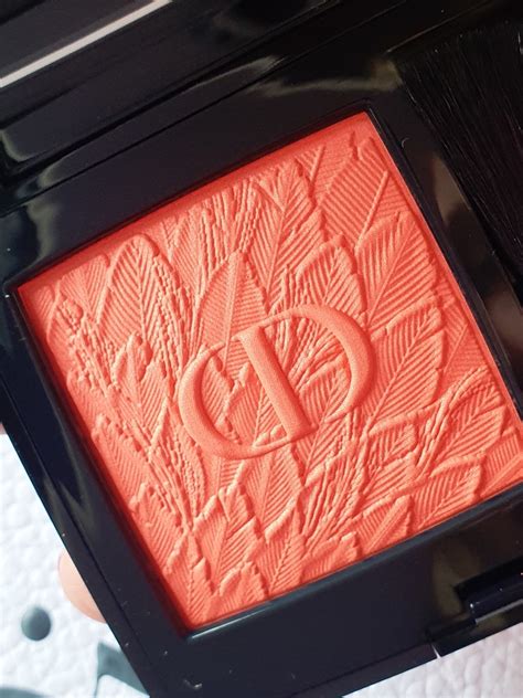 Нереально красивые румяна. Dior Rouge Blush Fall 2021в оттенке 462 ...