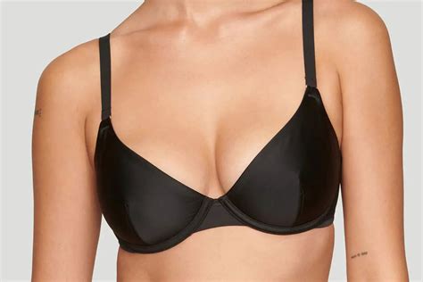 What is a Plunge Bra: Everything You Need to Know — Raydar Magazine