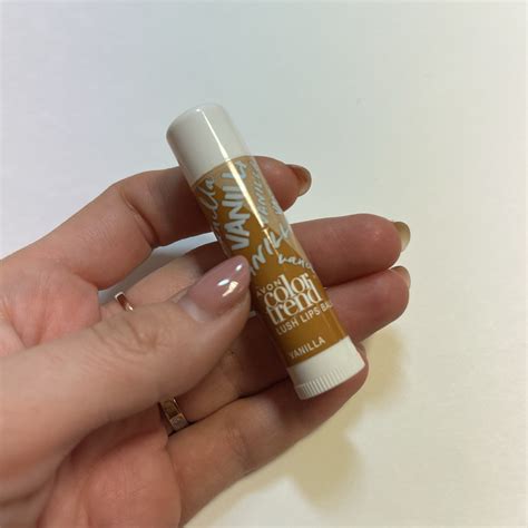 Бальзам для губ Avon Lush lips balm Vanilla | отзывы