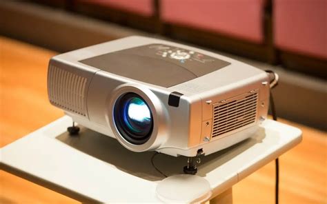 LED Projectors Vs LCD Projectors - Theater Desire