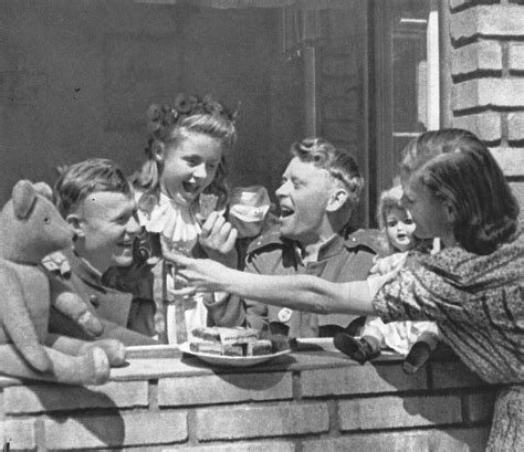 Зверства советских солдат в Чехословакии. 75 фото. : spetsialny ...