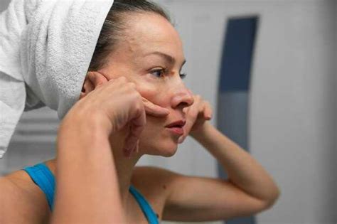 Поры на лице: эффективные способы борьбы