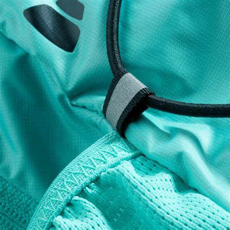Купить рюкзак Asics Lightweight Running Backpack | Интернет-магазин RunLab
