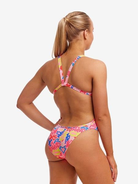 Купальник слитный Funkita - купить с доставкой по выгодным ценам в ...