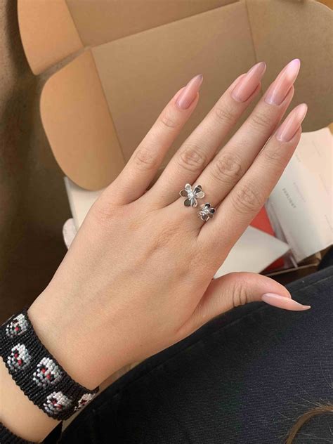 Серебряное кольцо с фианитами AQUAMARINE 64008А.5: белое серебро 925 ...