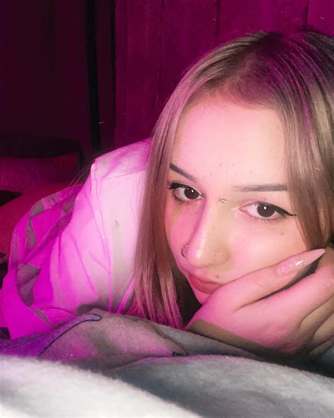 соня плейстейшен | киска barbie girl | Instagram