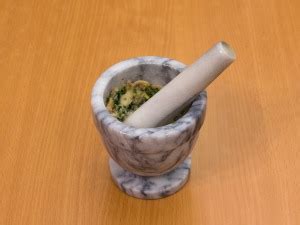 Маринованные бараньи ребрышки, жаренные на гриле