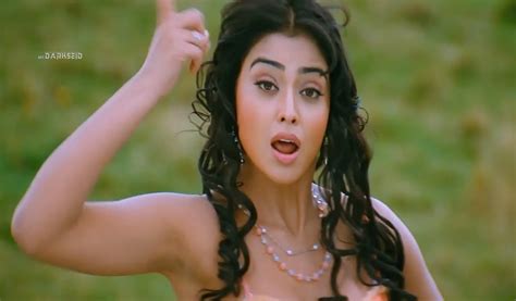 Shriya Saran : r/bollyarm