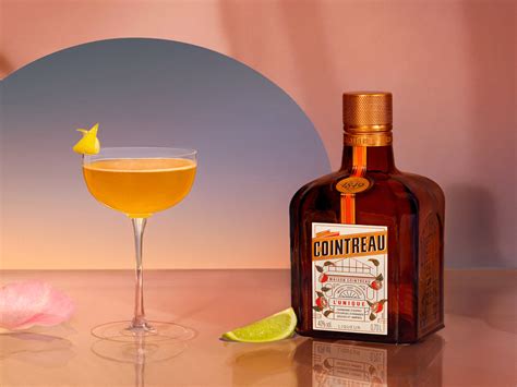 Licor De Naranja Cointreau 700 mL – La Castellana