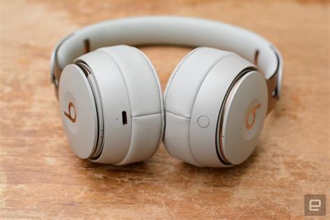 Beats Solo Pro review | Engadget