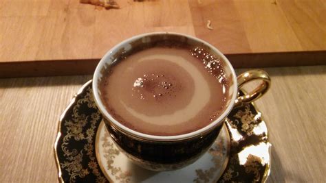 This Turkish coffee looks like a crescent moon : r/mildlyinteresting