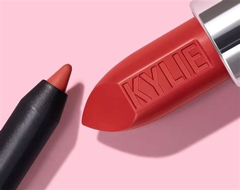 Новые оттенки матовых помад и лайнеров для губ от Kylie Cosmetics ...