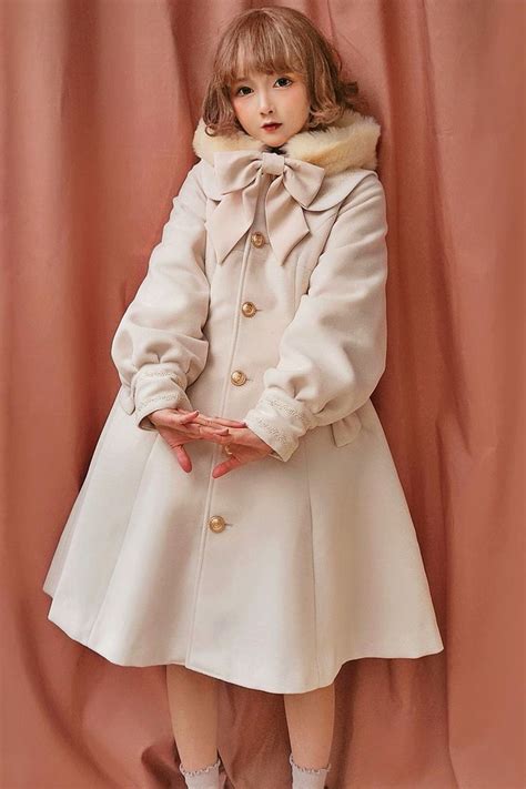 Пин на доске LOLITA COATS | Наряды, Идеи наряда, Корейские модные стили