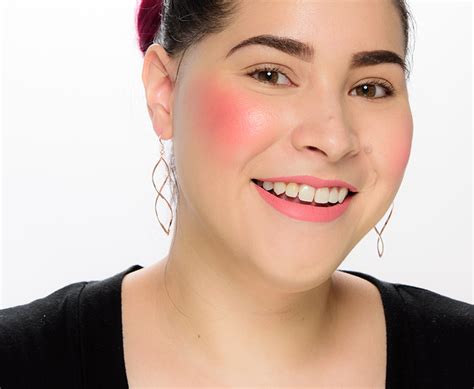 Dior 999 Rouge Blush Review & Swatches