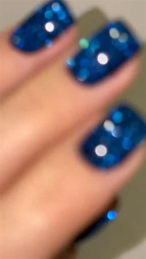 Bright manicure [Video] | Blue glitter nails, Blue nails, Sparkly nails