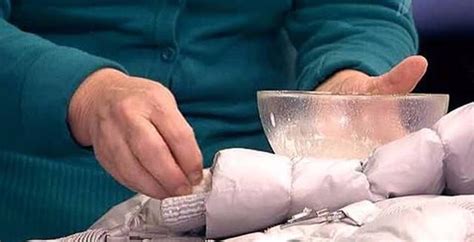 Как отстирать рукава на пуховике легко и быстро — Домашний