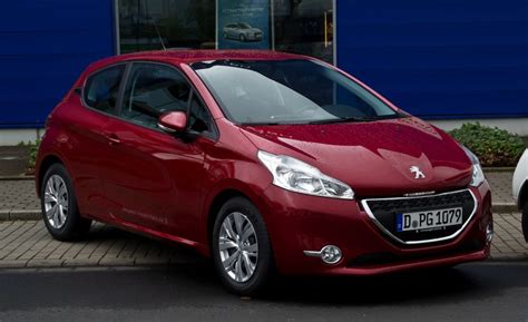Peugeot 208 Ölwechsel | Kosten, Welches Öl, Anleitung & Intervalle ...