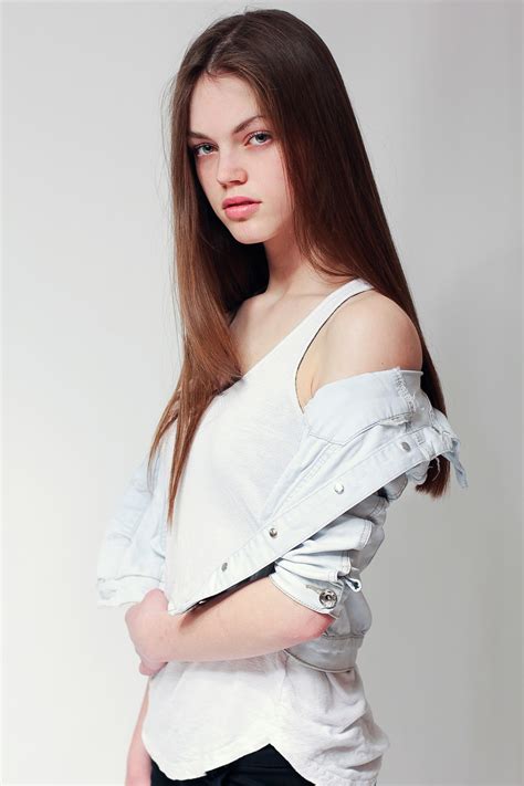 CSI model management: Introducing new face Eva