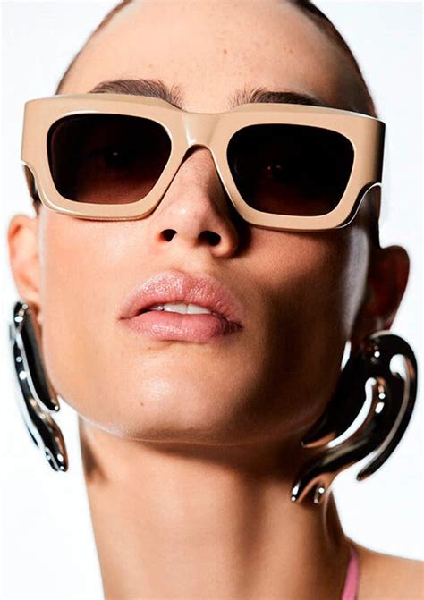 Gigi Studios Eyewear: Unique Vision meets Creative Fashion