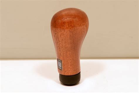 Деревянная рукоятка КПП Nardi Prestige Line – Bodybeat.ru