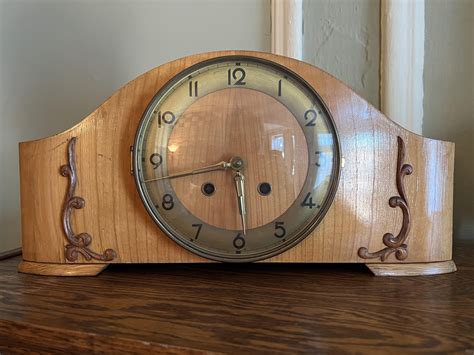Help identify this clock! : r/clocks