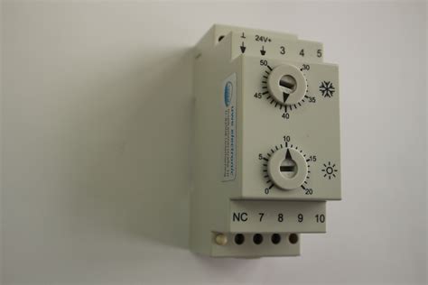 2-Kanal-Thermostat regelt thermoelektrische Kühlung von Gehäusen