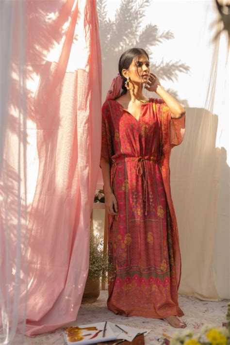 Embrace the Elegance of Winter with Stylish Kaftans for Women | The ...