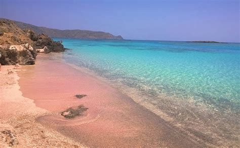 Plaja Cu Nisip Roz Din Creta - Plajă