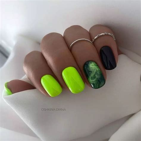 Pin by Алексеева Ульяна on КАРТИНКИ | Green nails, Nail art manicure ...