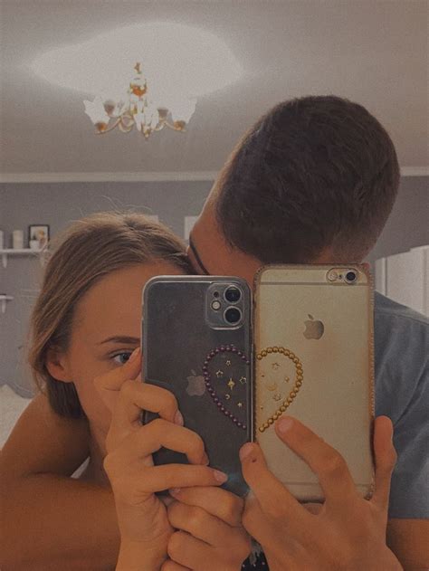 парные чехлы с сердечком | Phone, Phone cases, Electronic products