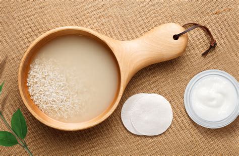 Чем рисовая вода полезна для кожи лица и как ее приготовить