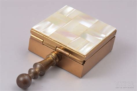 Пепельница, карманная, латунь, перламутр, 5.9 х 3.2 х 1.3 см
