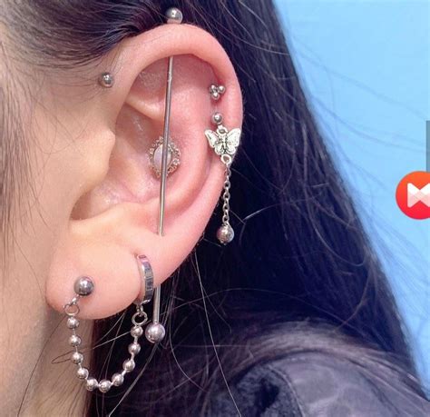 Pin by LN NGMV on tatto piercing in 2020 | Nose piercing, Helix ...