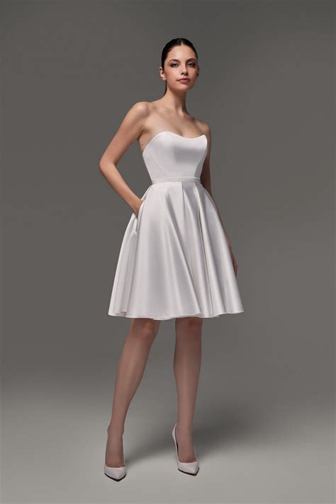 [:ru]Свадебные платья мини[:en]Wedding dresses mini[:]
