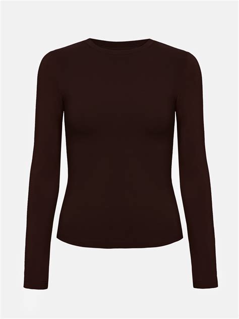 Однотонный лонгслив из эластичного трикотажа :: LICHI - Online fashion ...