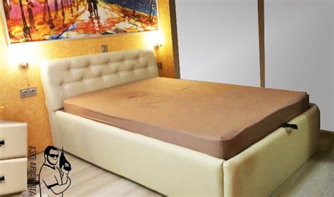 Кровать с мягким изголовьем своими руками | Bed, Floor chair, Furniture