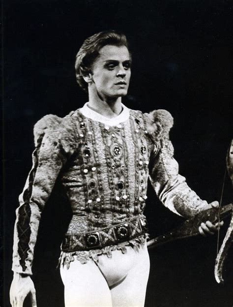 Mikhail Baryshnikov with Royal Ballet in 'Swan Lake'. First performed ...