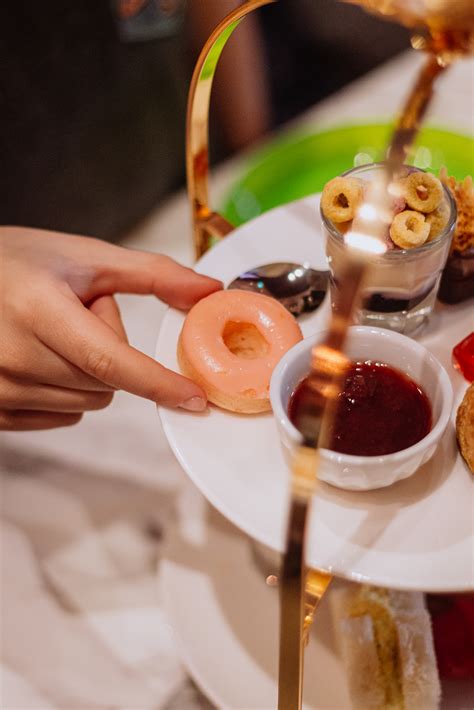 Paparmane: A Cotton Candy Pink Tea Salon by the Creators of Régine Café ...