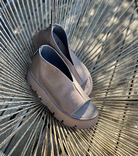 LOFINA collection femme | Boutique en ligne | Pick a Shoe