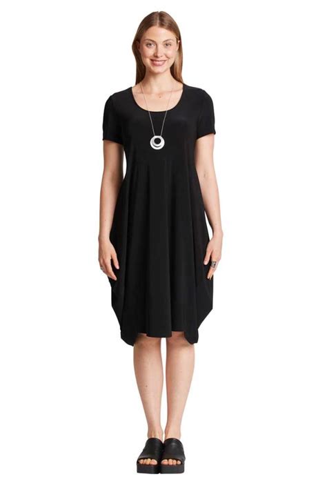 COMPLI K | Ld Intl