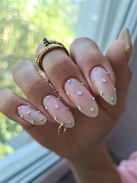 Царь ногти | Acrylic nails almond shape, Manicure, Nail piercing