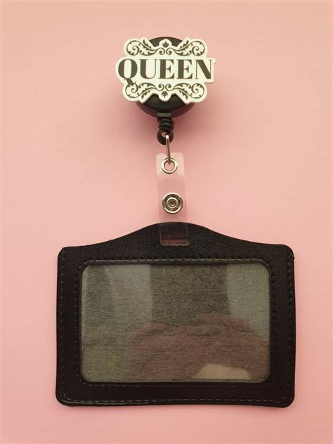 "Queen" - Спирка за дрънкулки