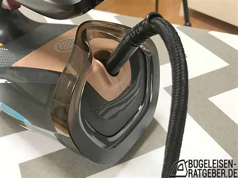 Philips Azur Elite GC5033/80 - Das Bügeleisen mit Calc-Clean Taste