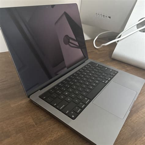 Used Apple MacBook Pro 14 M1 Pro 2021 16/512 Space Gray - UBB.threads