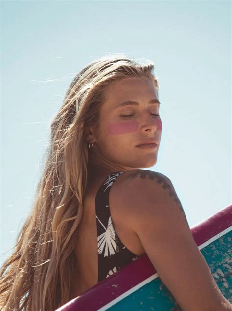 Kolorowy sztyft przeciwsłoneczny SPF 50+ | Spf 50, Spf, Sunscreen stick