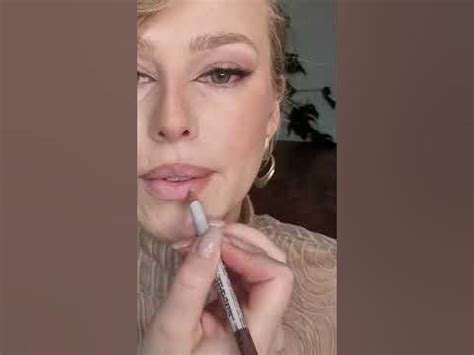 Сочные губы как у Ким Кардашьян. Нюдовый холодный карандаш для губ ...