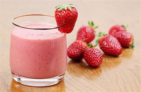 Смузи из клубники: самые вкусные рецепты