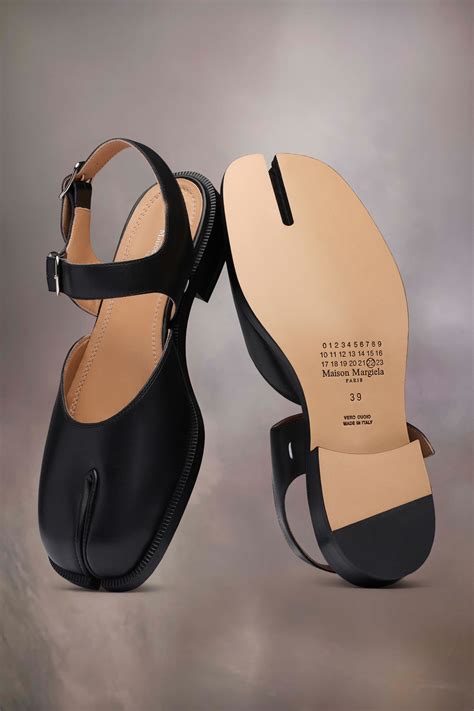 Tabi Sandals - Women's Leather Sandals | Maison Margiela