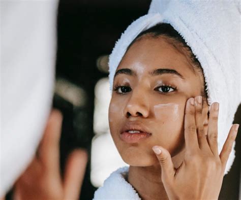 Incredible benefits of using skin mask | Bona Magazine