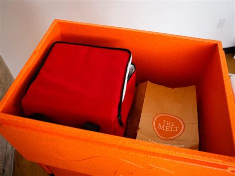 Melt Smart Box: Grilled cheese a la tech (pictures) - CNET
